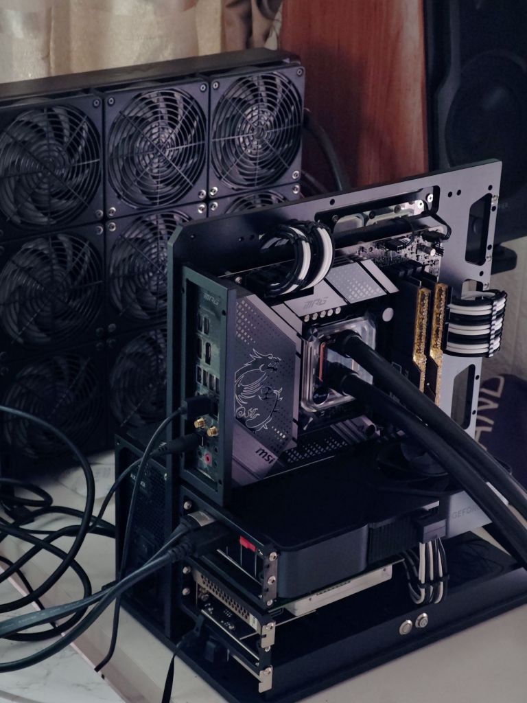 东莞出4070S 公版仅自提，4800 NGA玩家社区