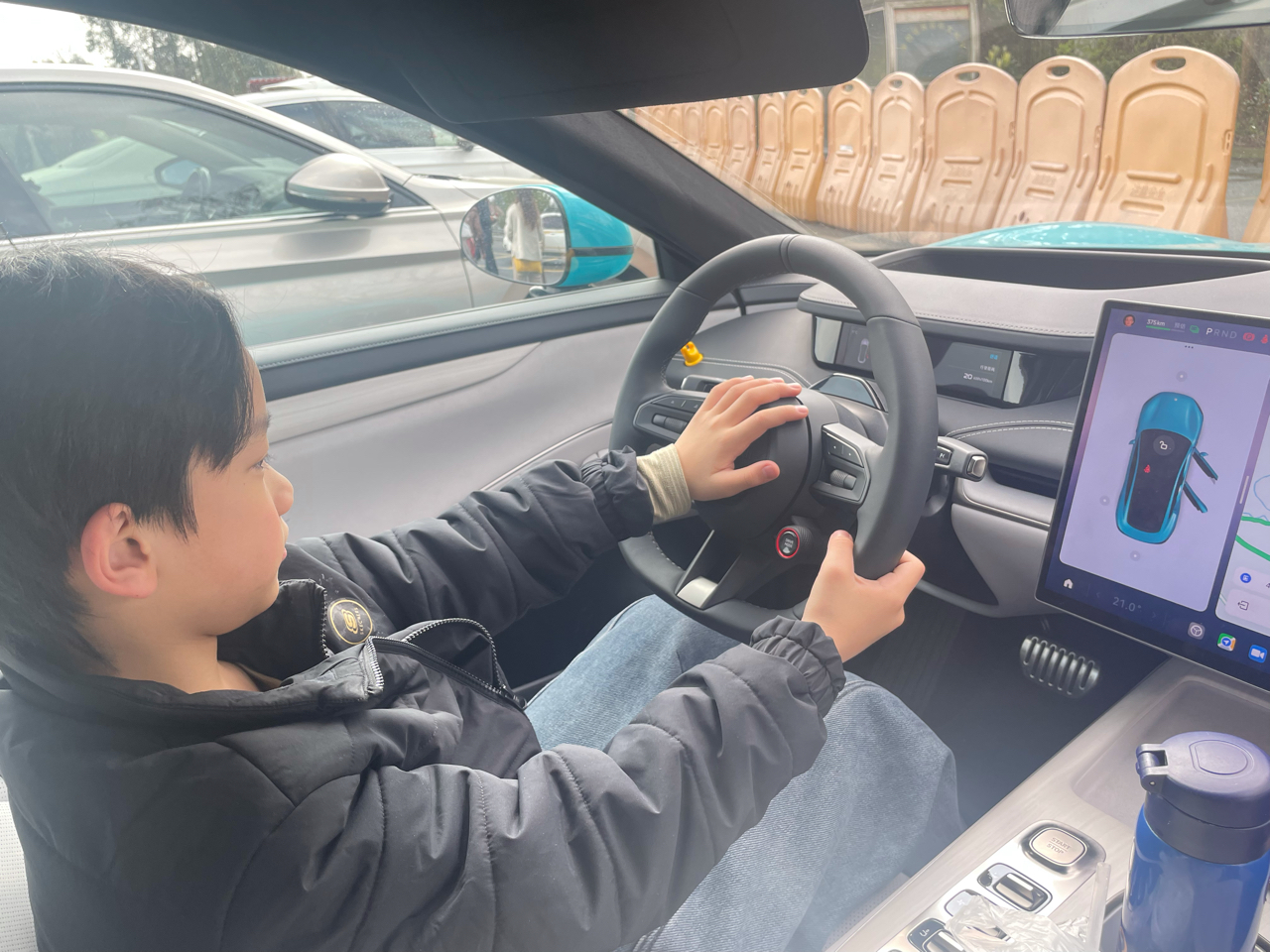 和朋友换开了下su7，活该他卖得好 NGA玩家社区