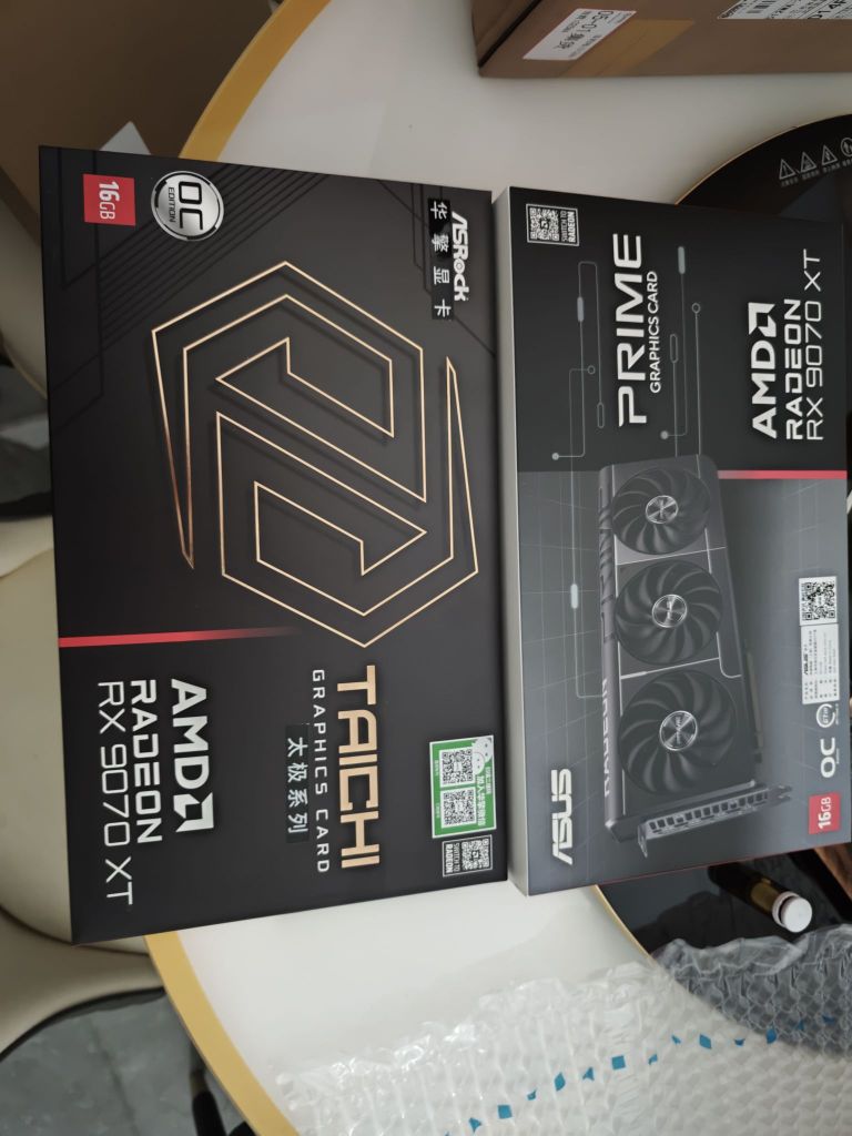 这两张9070xt该怎么选 178