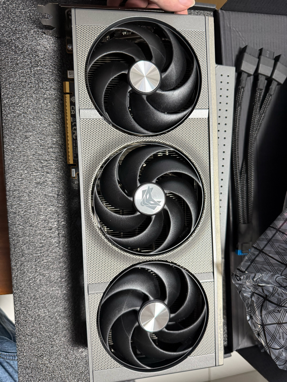 交个作业吧-蓝宝石氮动9070开箱上机 NGA玩家社区