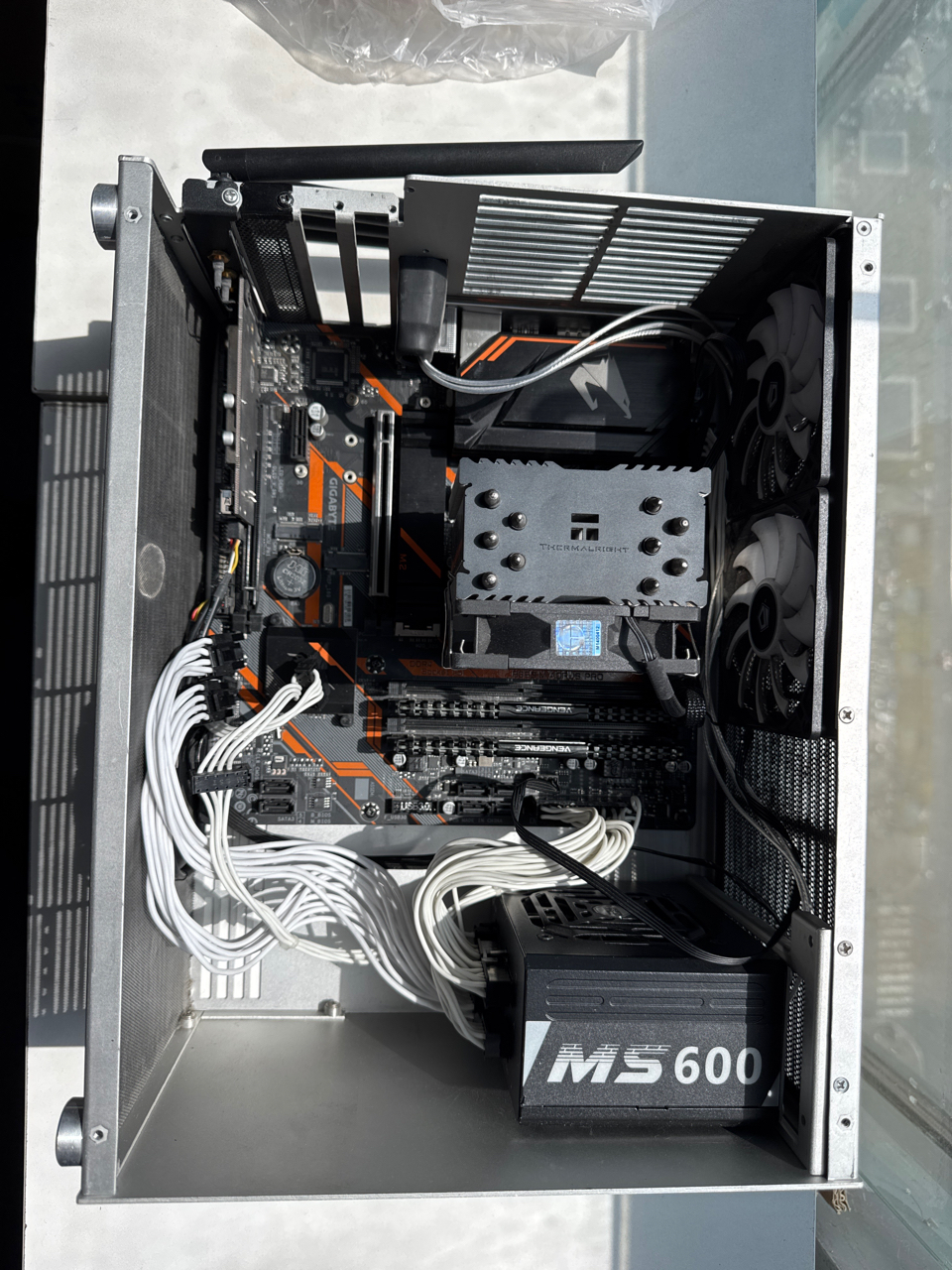 8500+技嘉b360小雕+海盗船32g+利民散热器+全汉ms600+铝合金机箱 NGA玩家社区