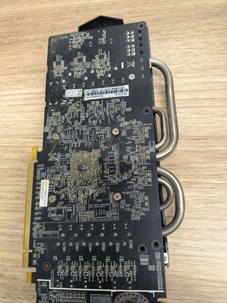 一张公司换新电脑更换下来的r9-370 NGA玩家社区