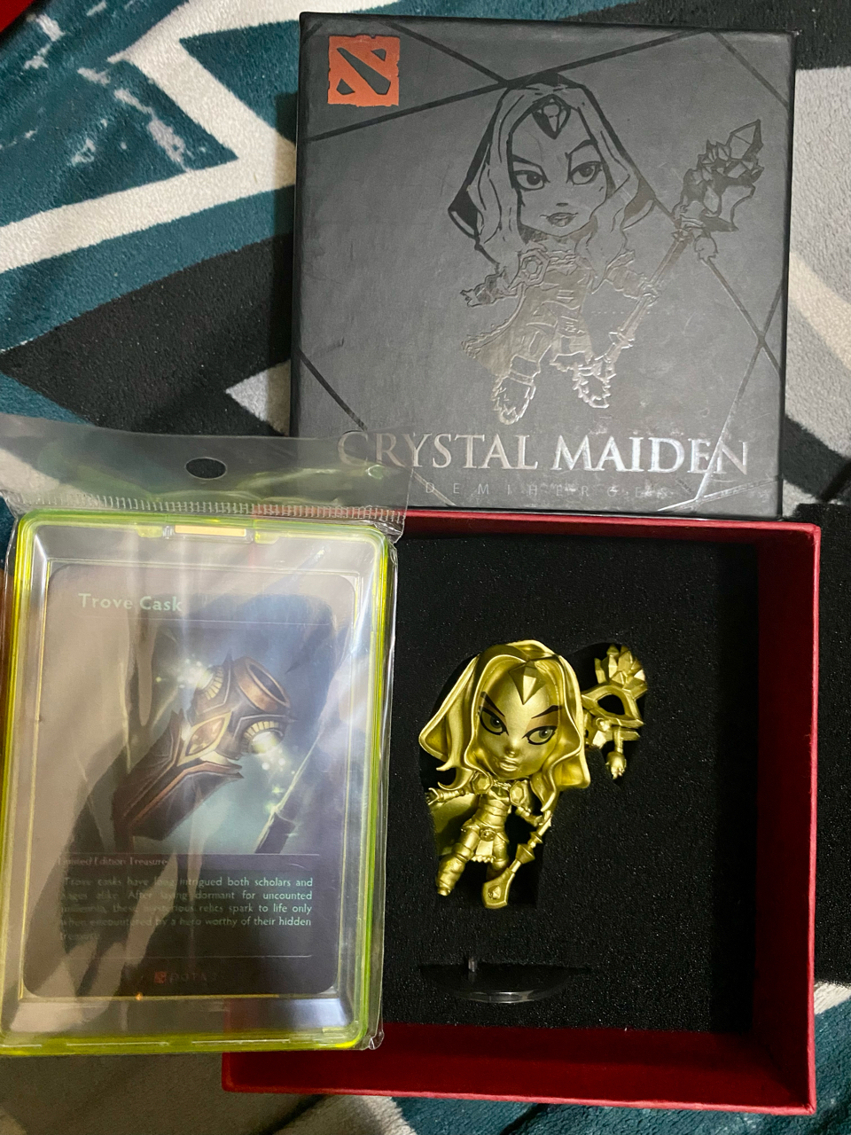 出一次性破碎大剑，明盘600，另出ti4-7实体限定手办周边(带纯正cdk珍藏) 178