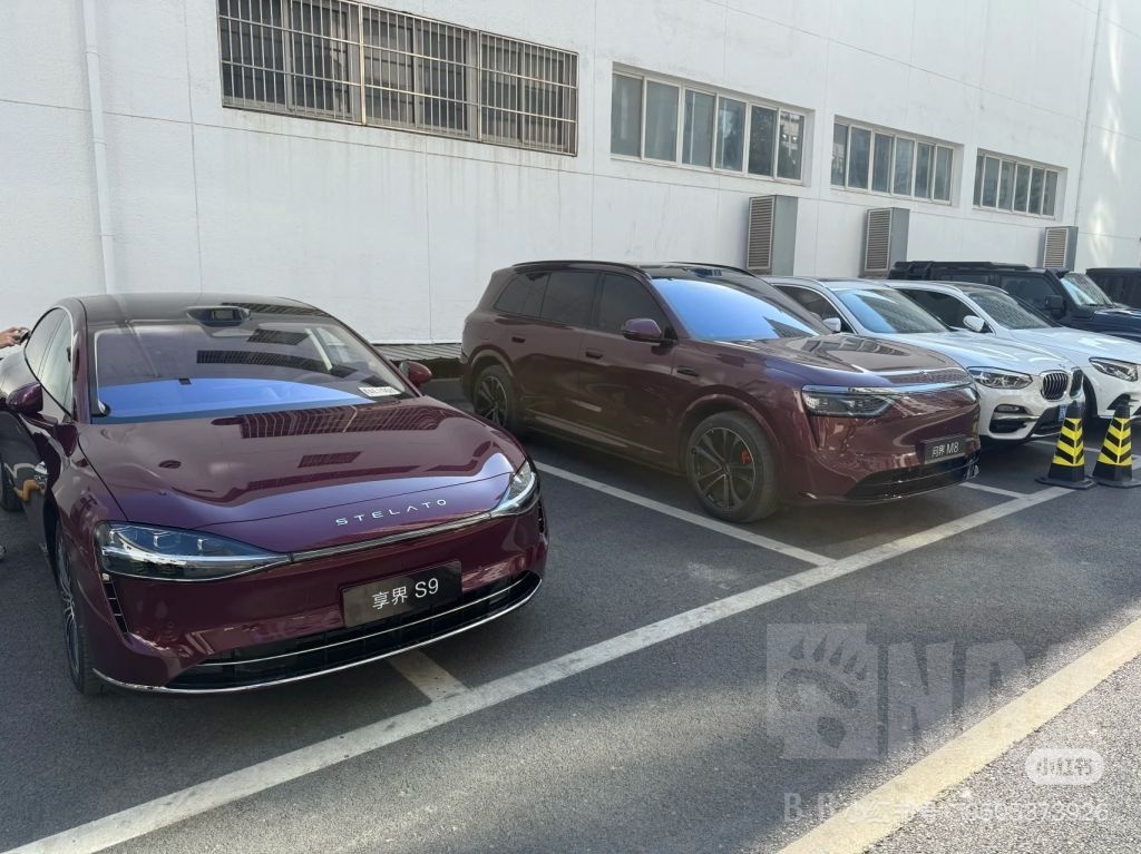 霞光问界m8实拍，对比同色享界s9 NGA玩家社区