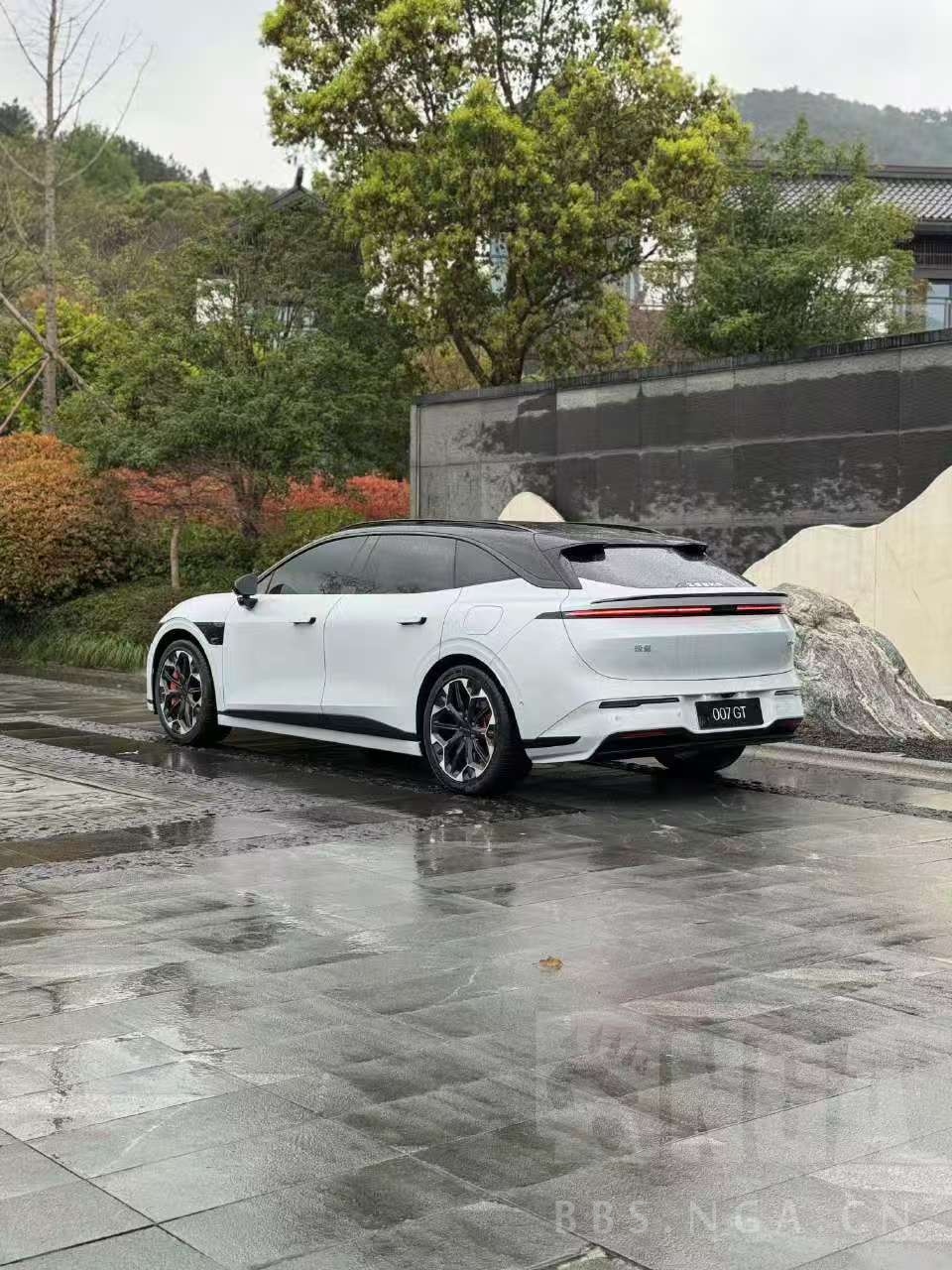极氪007GT 4种颜色的实车外观，哪个好看呢 NGA玩家社区