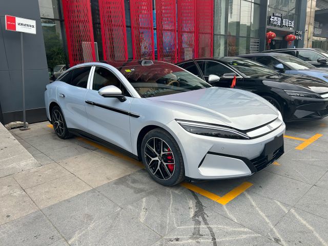 兄弟们今天试驾了su7，完事去看了看笛子 NGA玩家社区