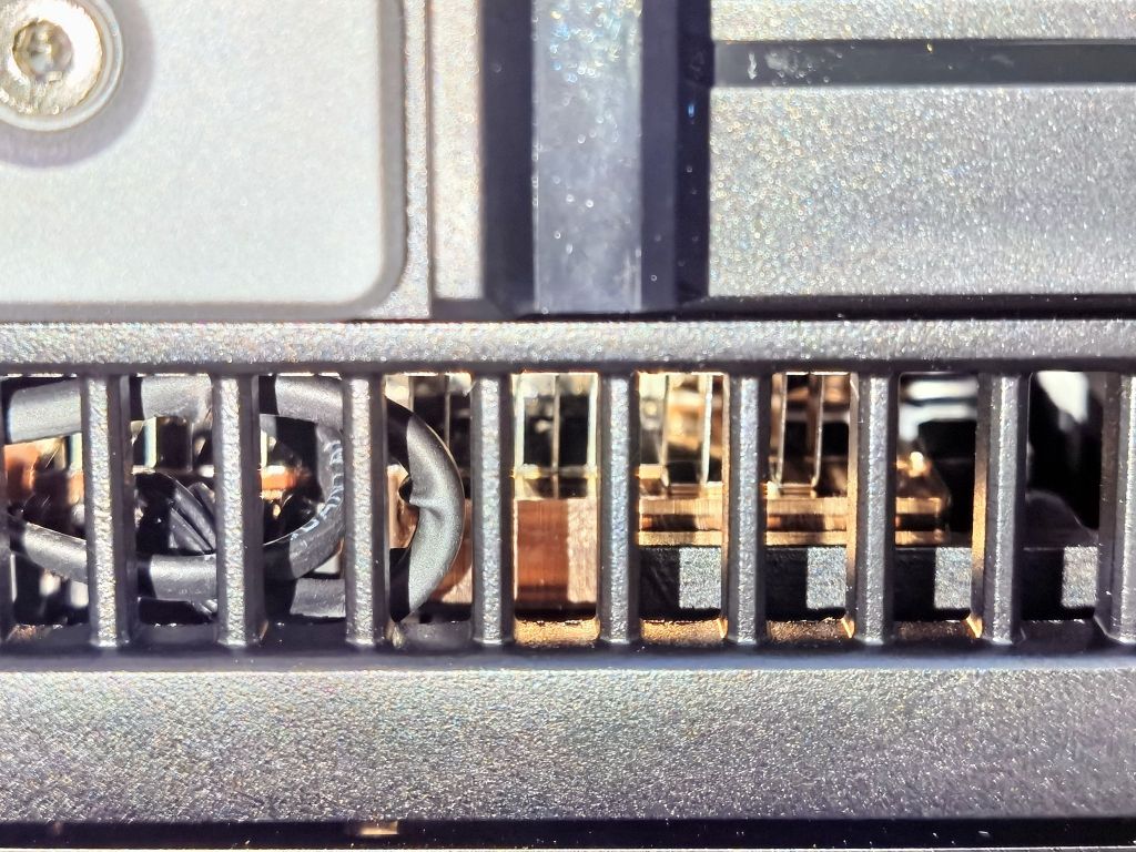 [更新跑分]铭瑄 5070TI 开箱 (8*6热管+均热版+双BIOS) NGA玩家社区