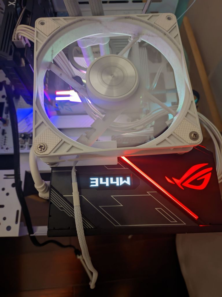 精粤B650M拿到了，简单开个箱和试下内存[补测长鑫d5] NGA玩家社区