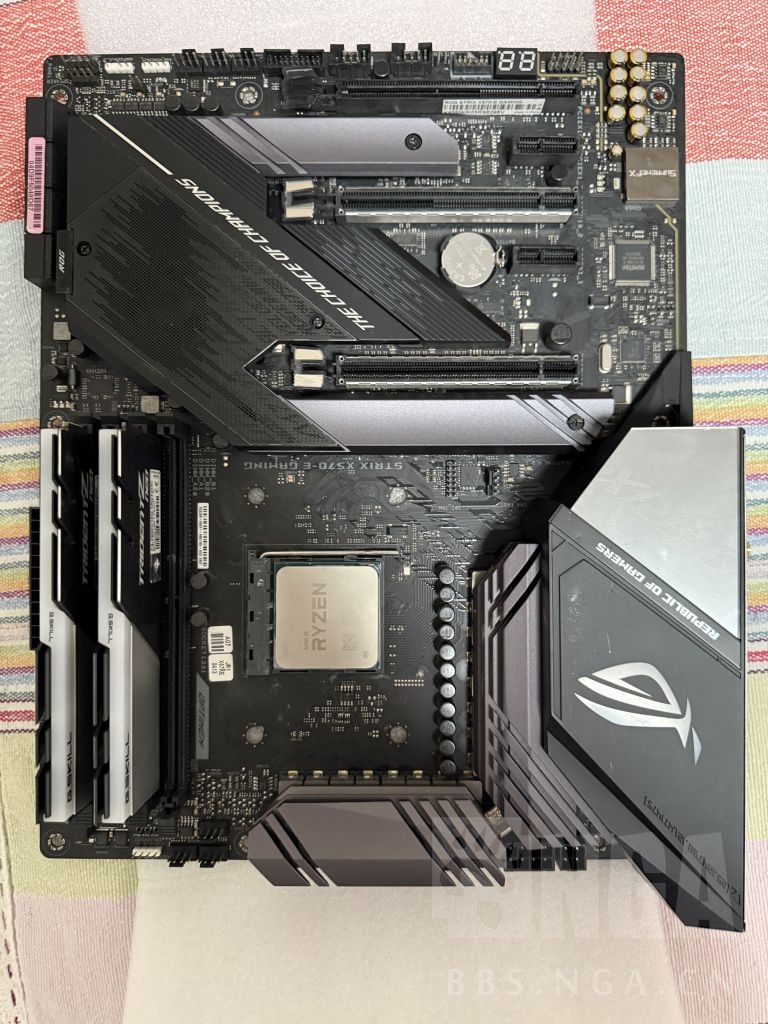 出5900x+x570+8g*2板U NGA玩家社区