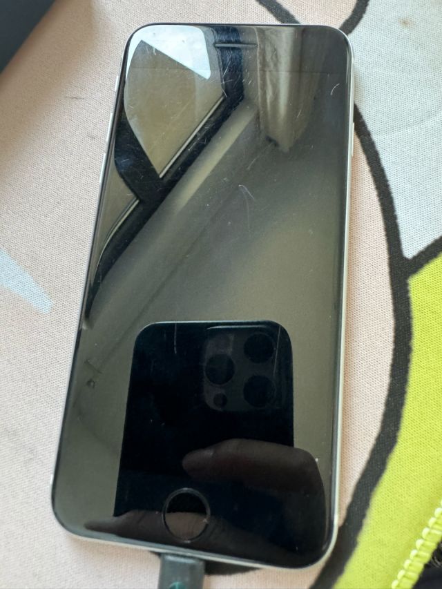 iPhone se2 64G 国行 NGA玩家社区