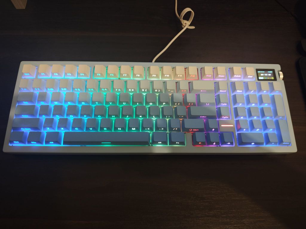 喜欢打无脑fps，手大，适合哪款键盘？ NGA玩家社区