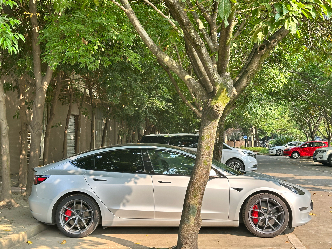 试过model3p之后突然有点后悔订su7max了 NGA玩家社区