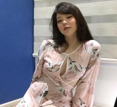 还有人记得之前英雄联盟很火的女网红：mayumi(马玉米)吗？ NGA玩家社区