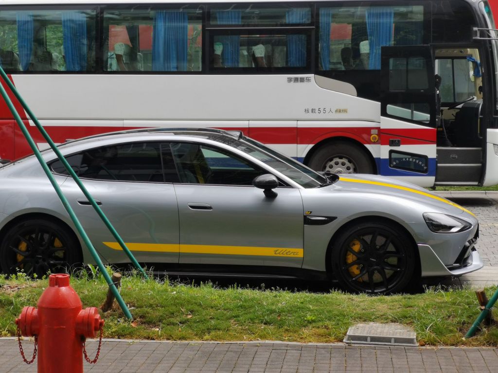 小米su7u线下觉得惊艳的居然是银色 NGA玩家社区