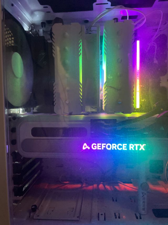 [硬件产品讨论] 技嘉b650电竞雕 这PCI-E 怎么距离CPU这么近呢 NGA玩家社区