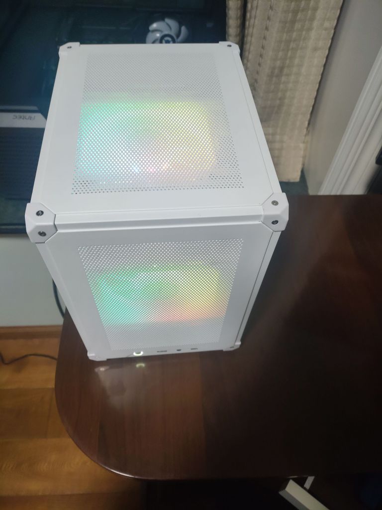 出七彩虹B760I+i3 12100+1060显卡纯白小主机一台 NGA玩家社区