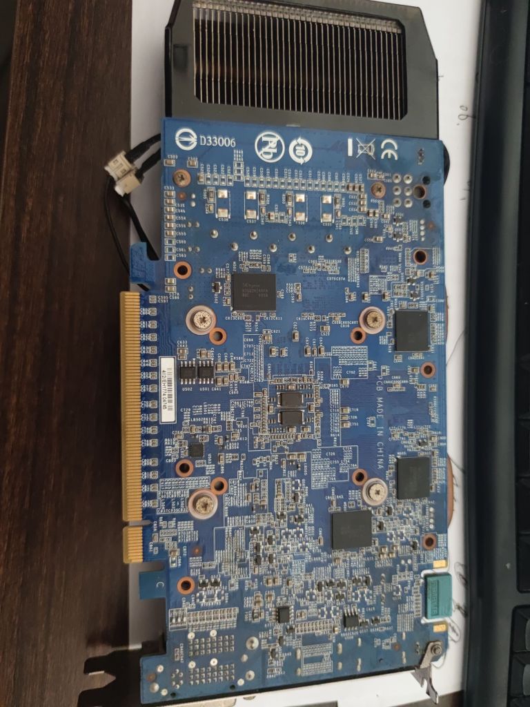 个人出一张技嘉660oc，一张七彩虹1050ti NGA玩家社区