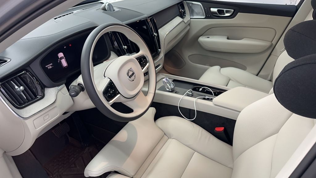 XC60这内饰满满塑料感怎么能忍 NGA玩家社区