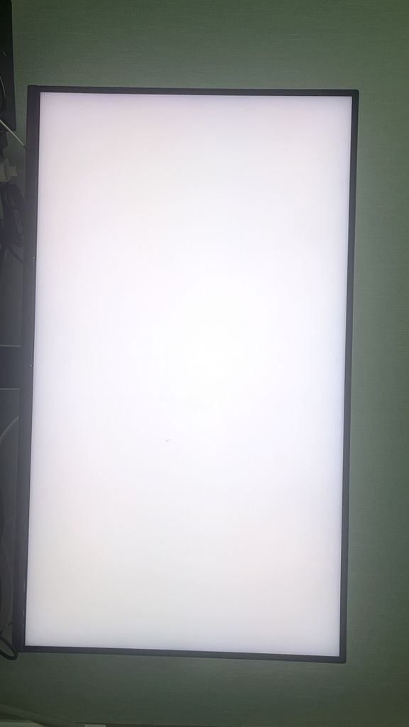 雷鸟32u8屏幕亮度不均匀 NGA玩家社区