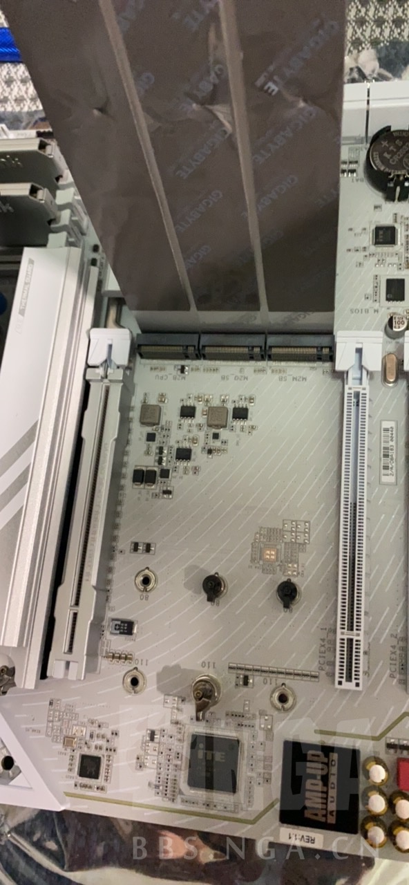 有没有啥白色的2t固态ssd推荐方。。 NGA玩家社区