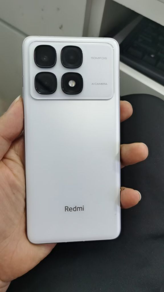 7050出美女一手15pronax 1T 电池88%，1400出3.23激活的红米k40至尊 12+256 NGA玩家社区