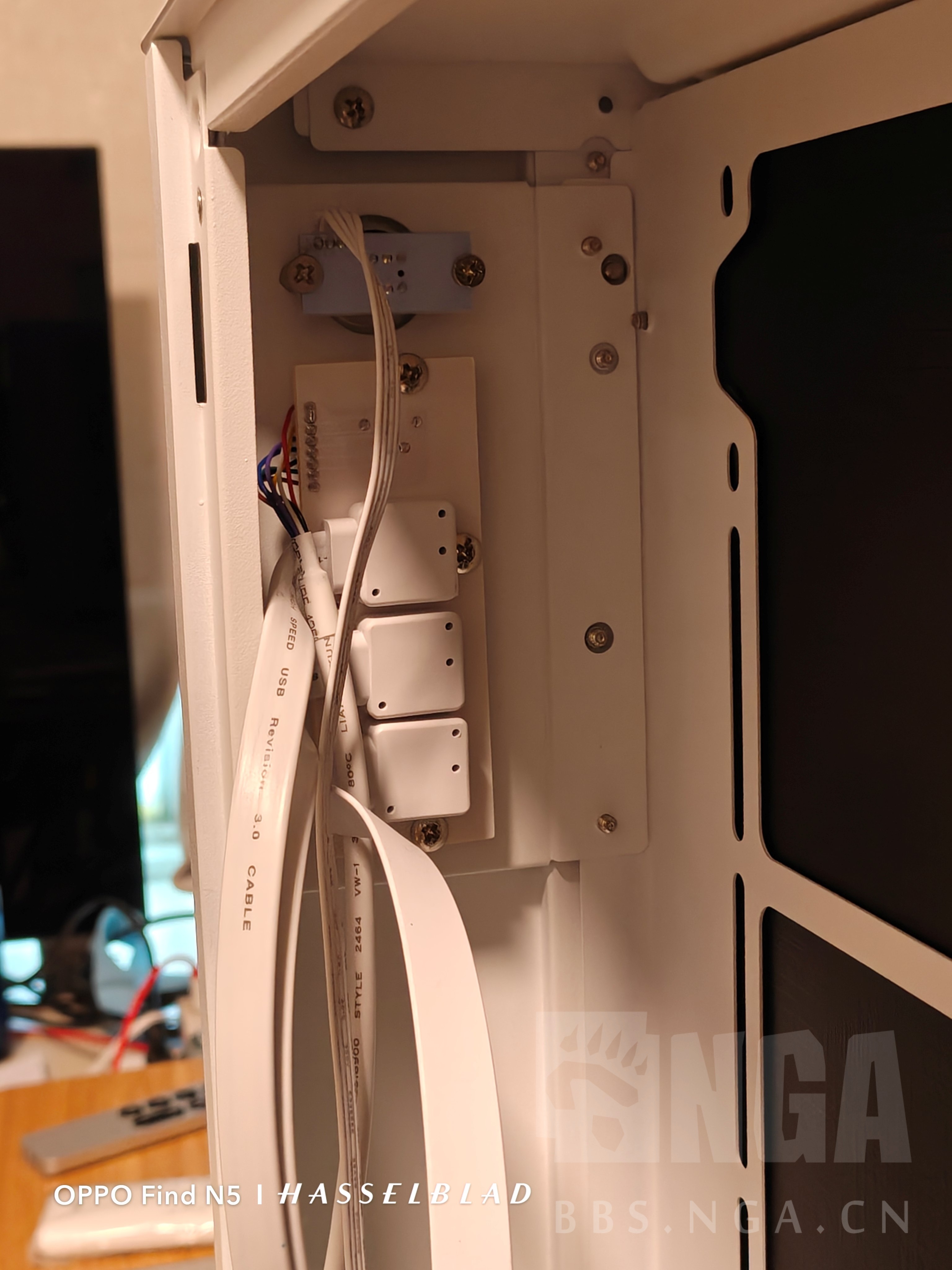 [硬件求助] (更新，可能已解决)机箱三个前置usb接口的神奇问题，求助了。。。 NGA玩家社区