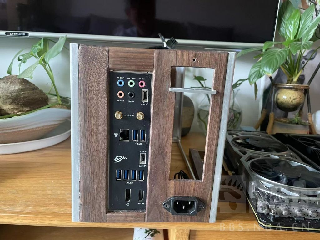 动手打造ITX机箱之后，才发现ITX机箱界居然没有一款能打的产品？ NGA玩家社区