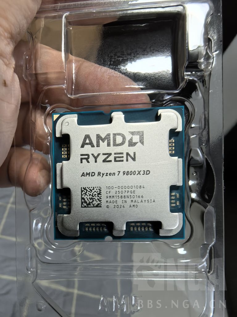 [硬件求助] 这个9800×3D的划痕有问题吗？ NGA玩家社区