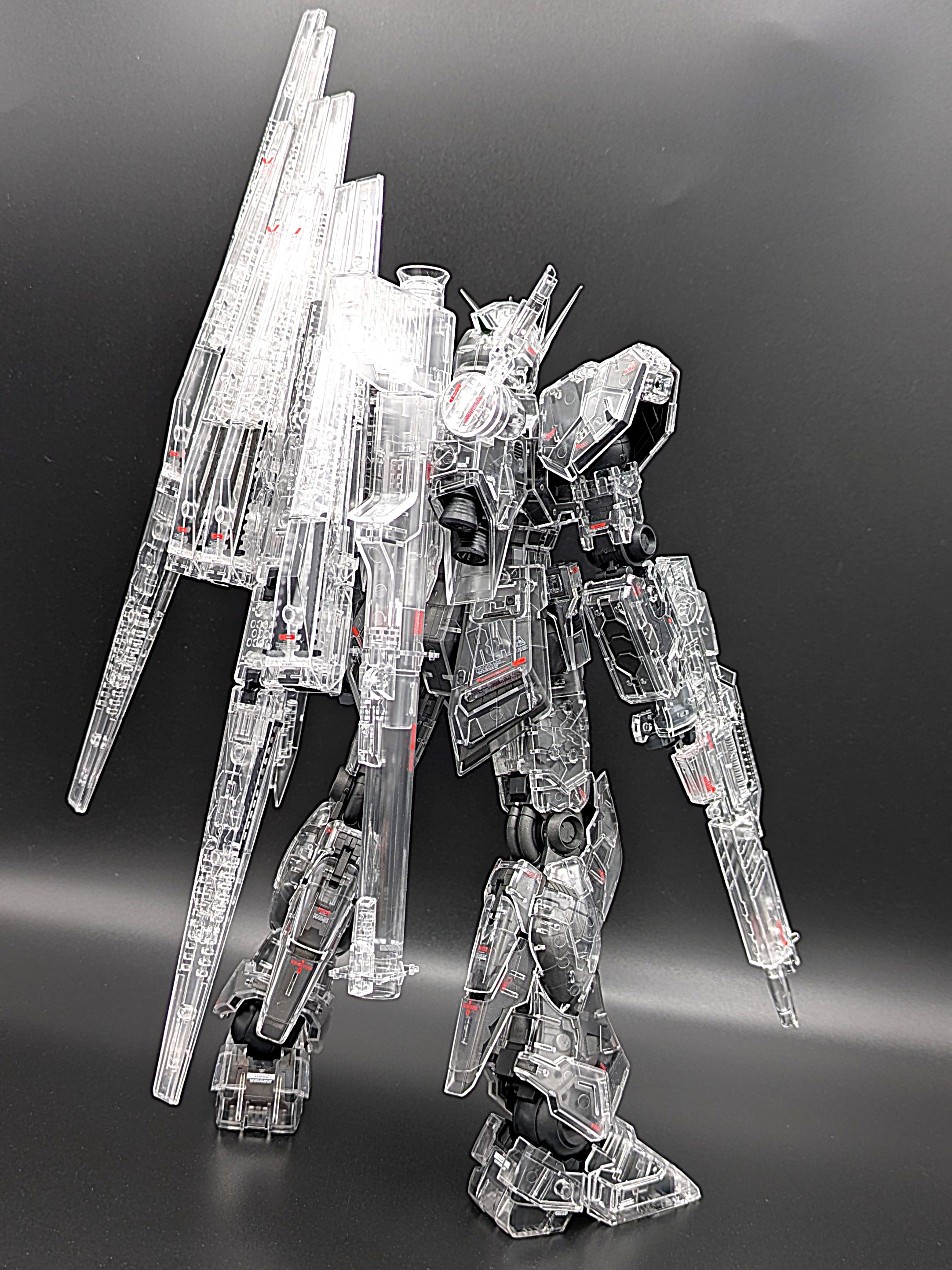 [新闻资讯] MG 1/100 ν高达 Ver.Ka [机械透明] 官博介绍 NGA玩家社区