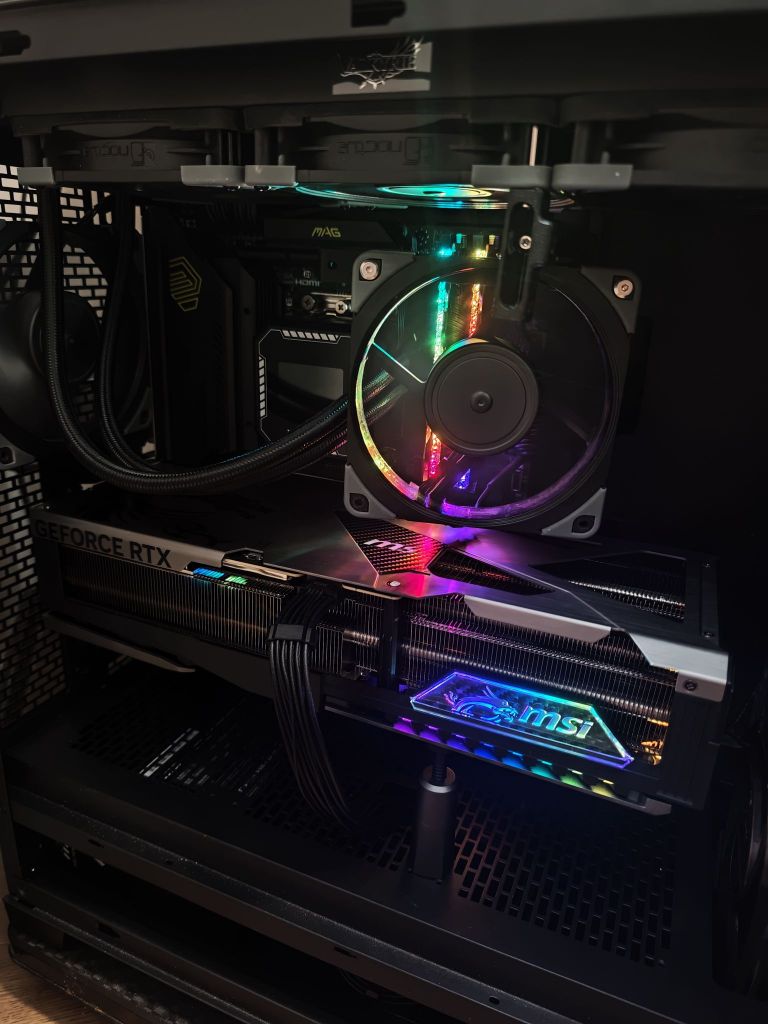 5090神龙这散热无敌的。 178