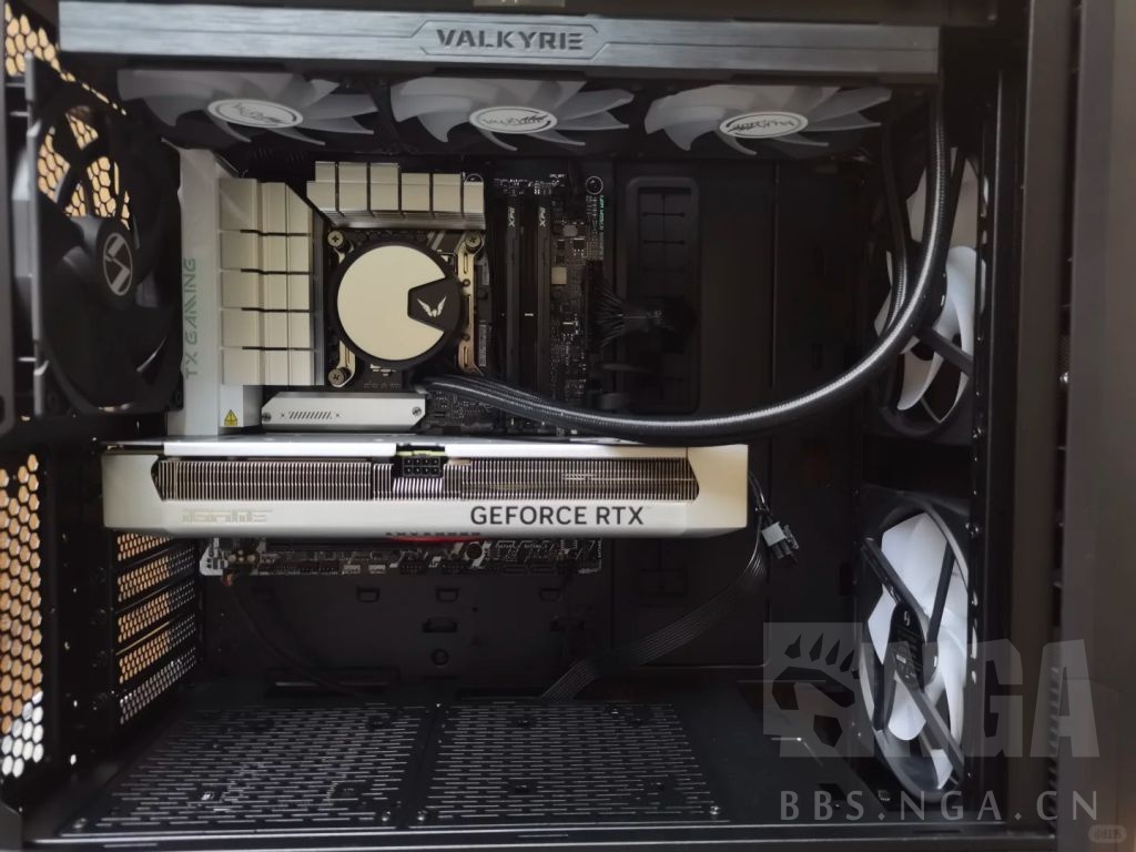 联力217，装个matx板下面会空很多吗？ NGA玩家社区