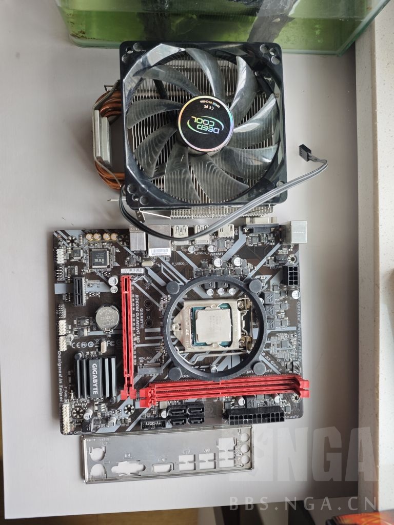 [电脑硬件]技嘉B360M GAMING HD主板/I5 8400 CPU/威刚16G单根 DDR4 3000内存条/500元，重庆本地自提，不远可送上门。 NGA玩家社区