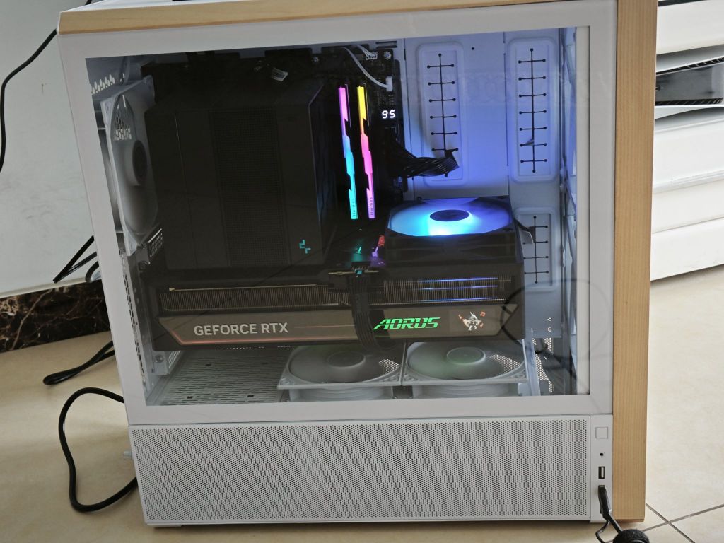 老哥们关于5090和5090D NGA玩家社区