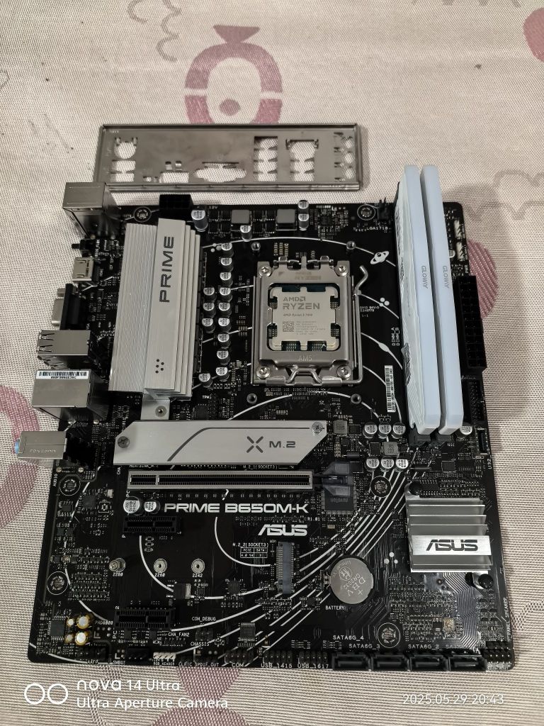 拆出锐龙7600+华硕b650mk板U，和光威6400c32 adie 16x2 RGB内存 NGA玩家社区