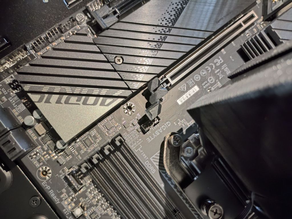 联力216是装不了b650m电竞雕吗？ NGA玩家社区