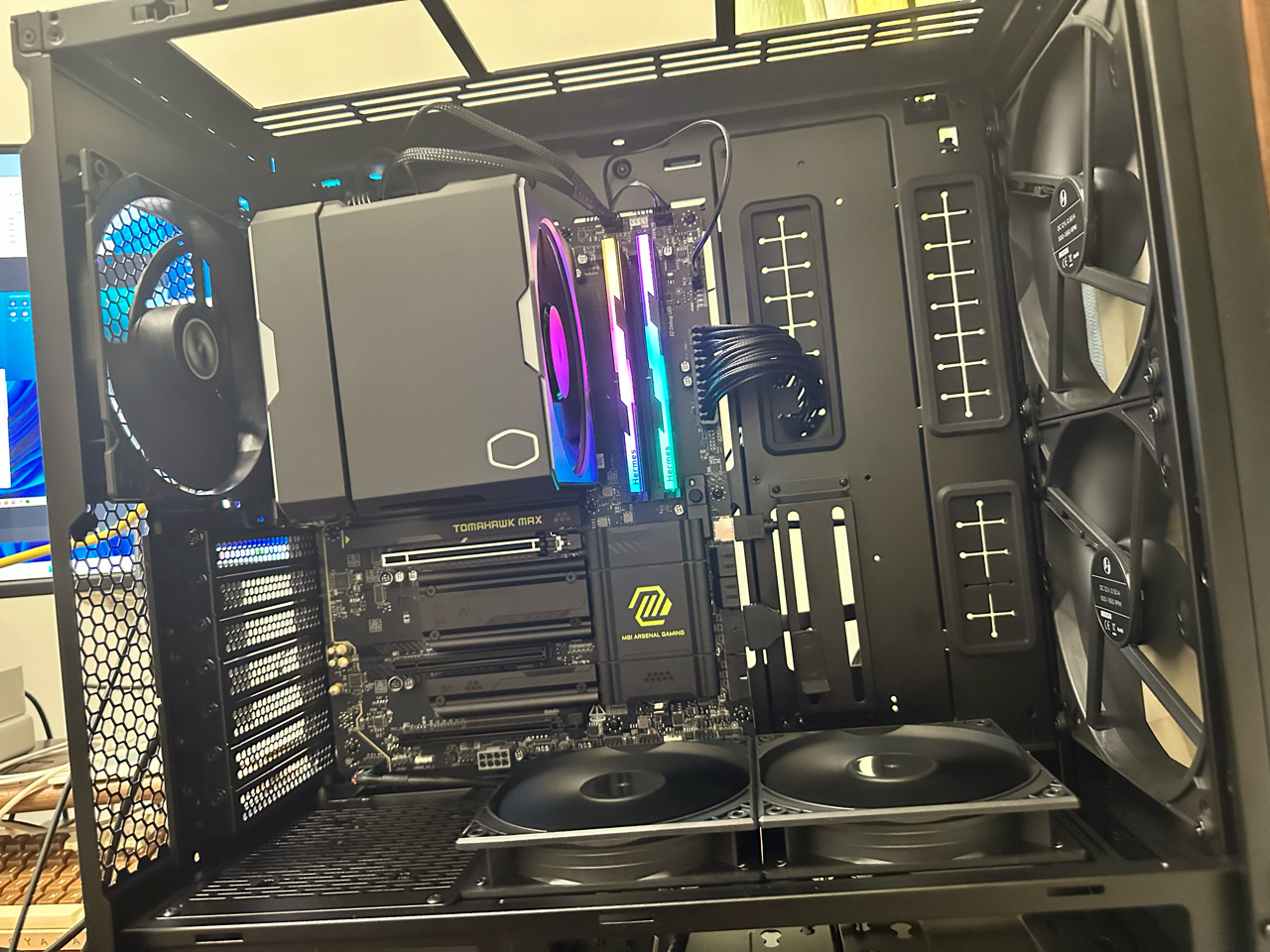 问一下关于 9800X3D PBO auto 一跑就 90多度 178