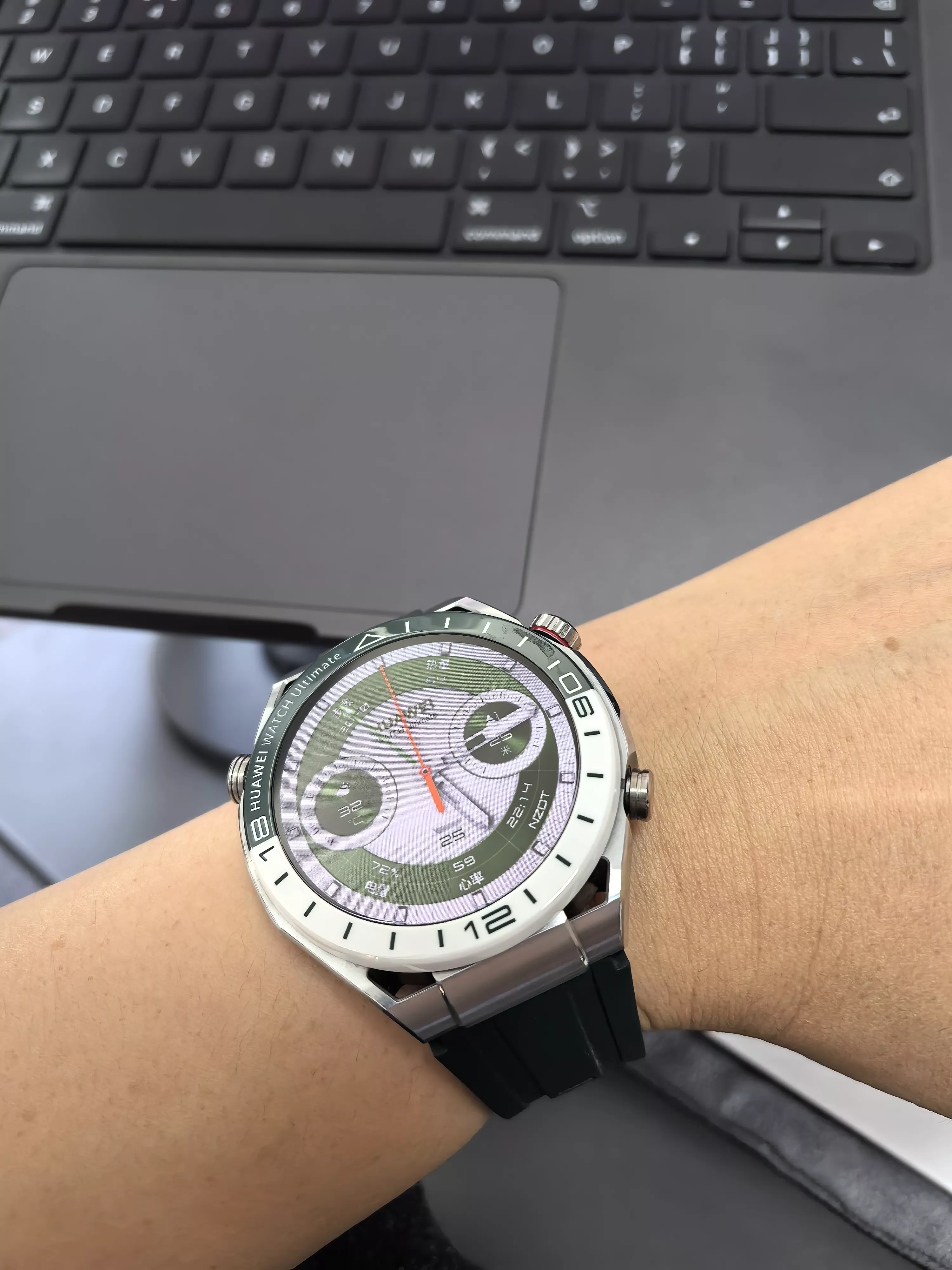 很难想象这块表是 TMD xx造的终于懂高端人群的需求了，不再胡整工业设计了 ??? NGA玩家社区