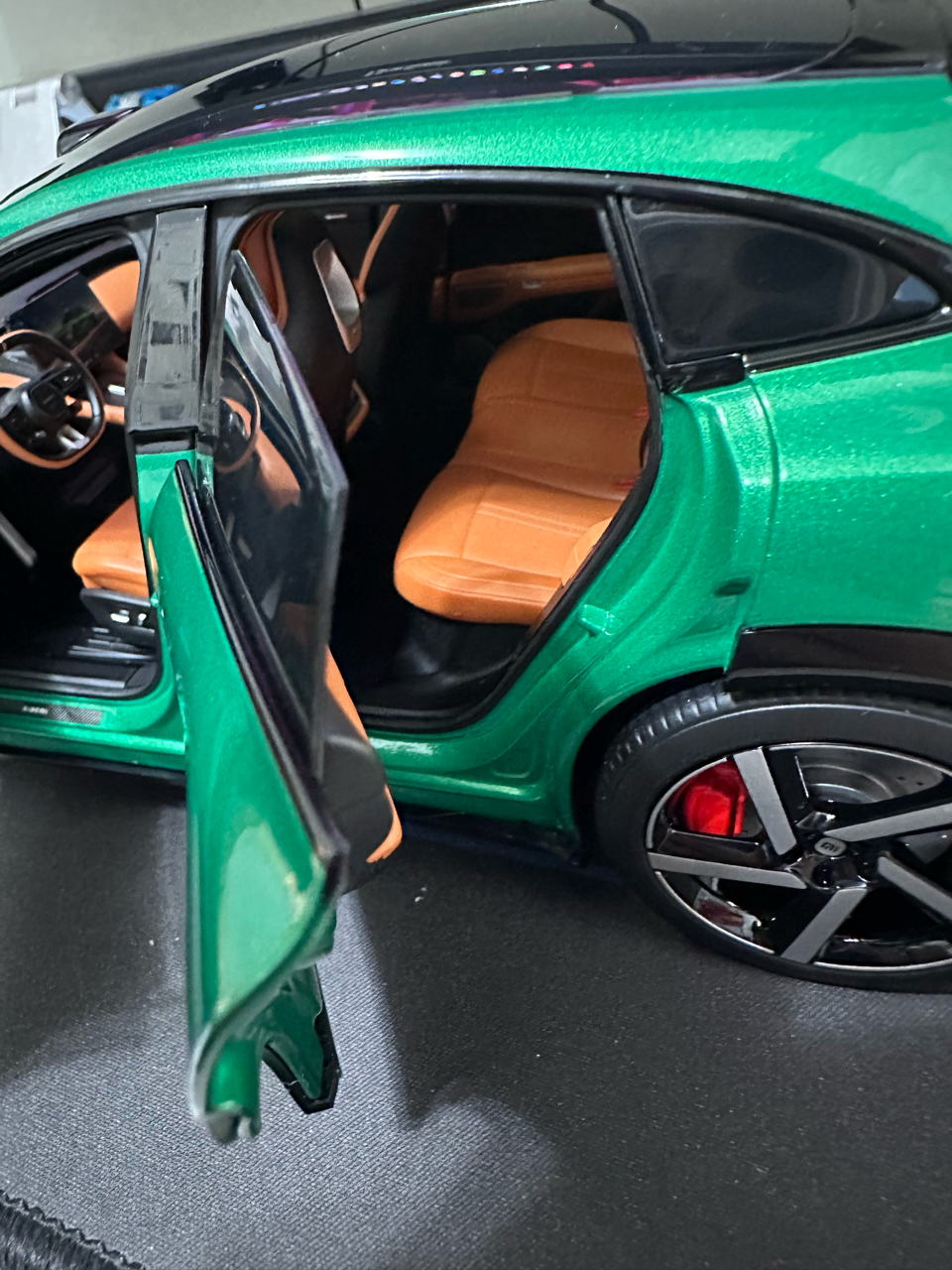 武汉YU7 Max宝石绿准现车提车作业 NGA玩家社区