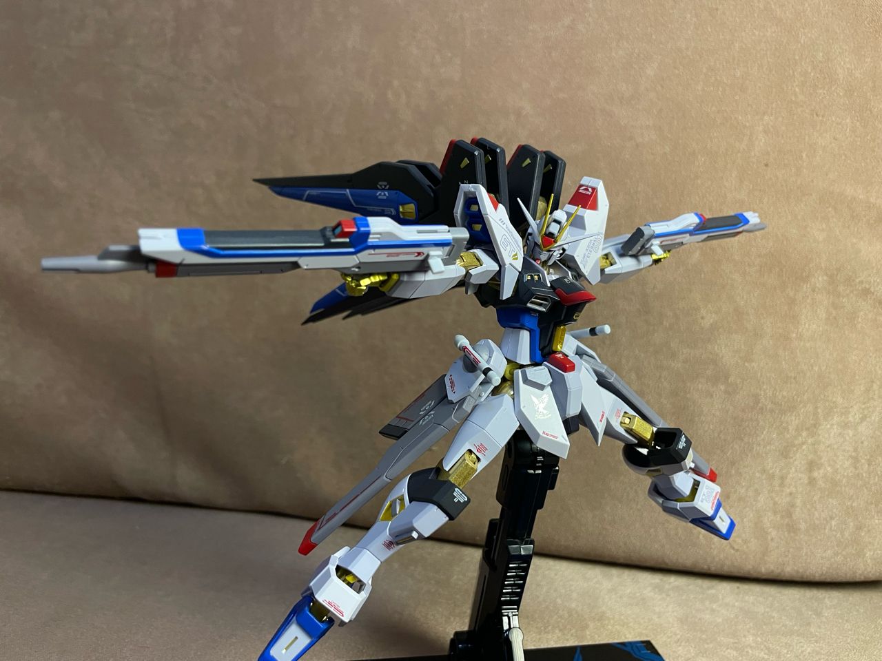 [可动成品]mr强袭自由re NGA玩家社区