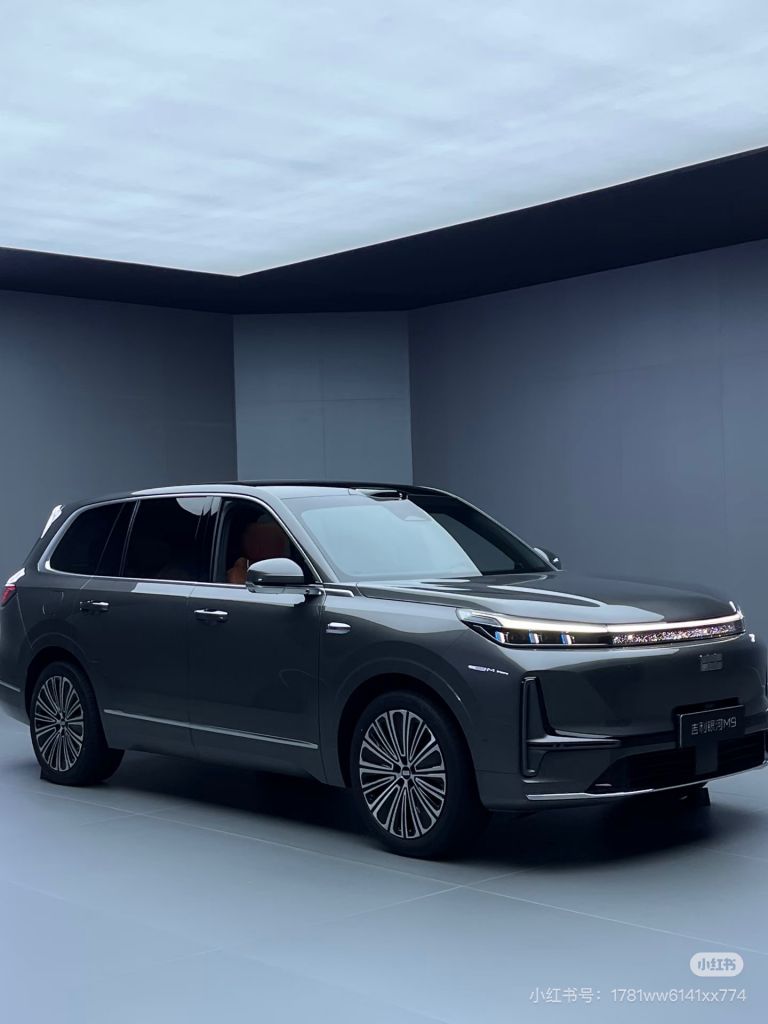 乐道 L90 到店 NGA玩家社区