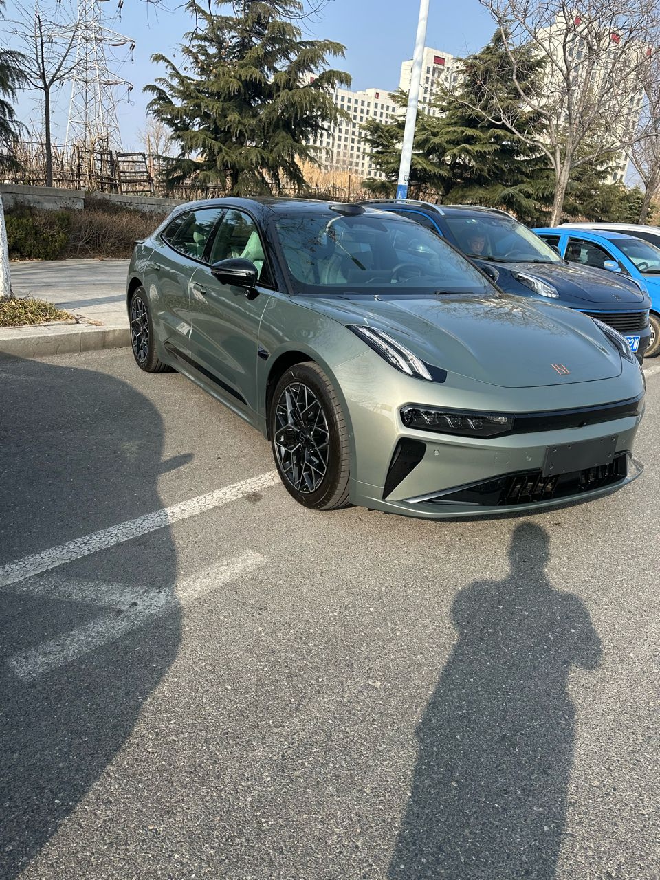 昨天跟老婆试驾了7x后老婆看上001咯 NGA玩家社区