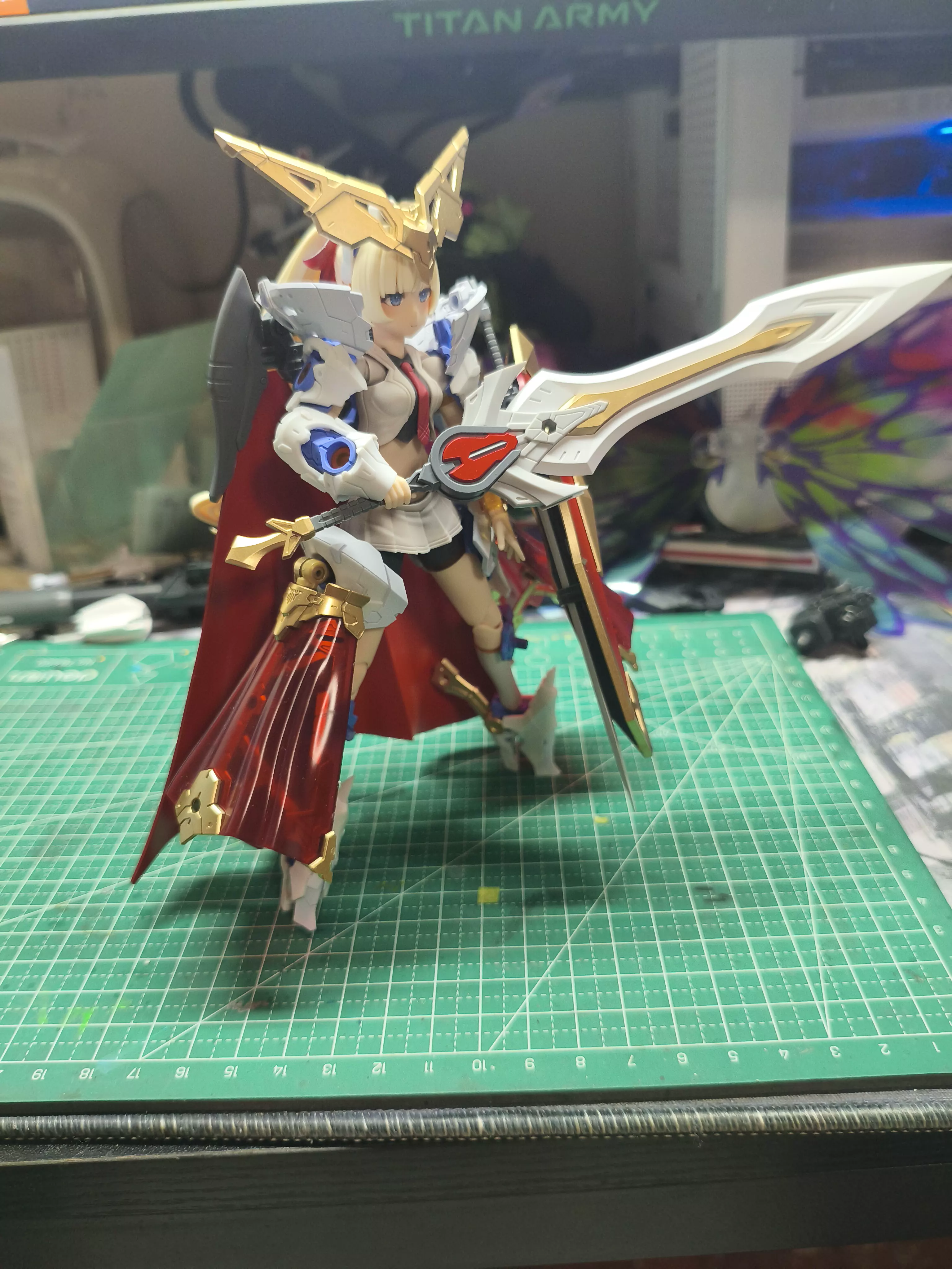 [拼装] 巨剑+剑盾合一+披风，作为机娘配件包来说真的顶级 NGA玩家社区