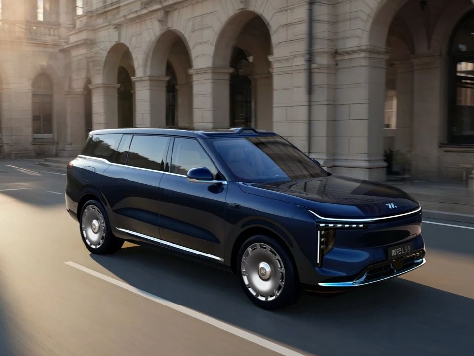 智己ls9官图(幽默，还惦记那b半幅方向盘) NGA玩家社区