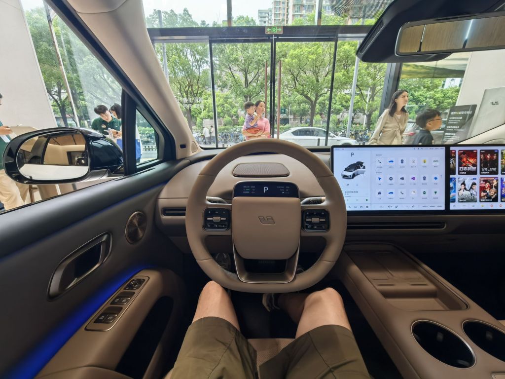 话说i8这种车到底算大型SUV还是算中型MPV NGA玩家社区