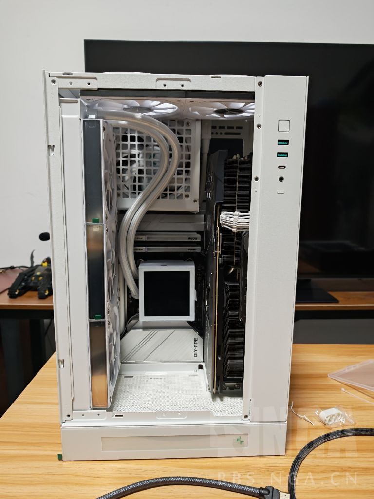 九州风神CH270这种立式matx机箱挺好的，但是还不够紧凑，不知道友商开抄了没有 NGA玩家社区