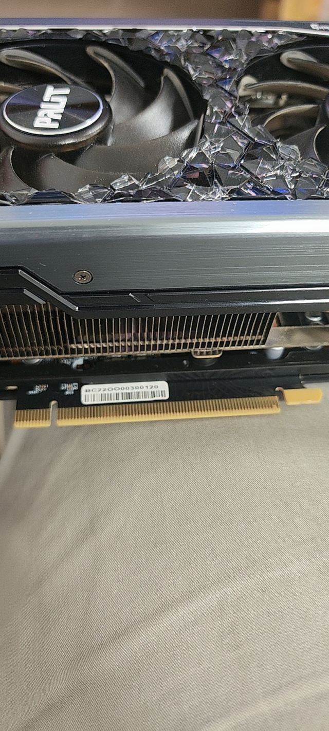 4090查GPUZ发现只能跑到PCIE4.0x8 NGA玩家社区
