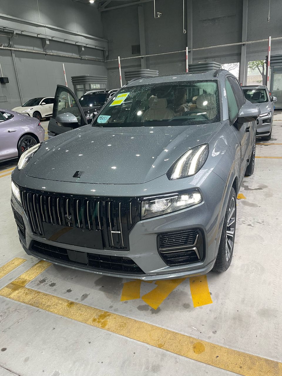 领克09 emp 2025款 5座版 提车上牌 NGA玩家社区