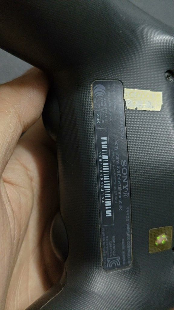 万能的坛友，表哥送了我一台ps4 大伙帮我看看值多少钱 NGA玩家社区