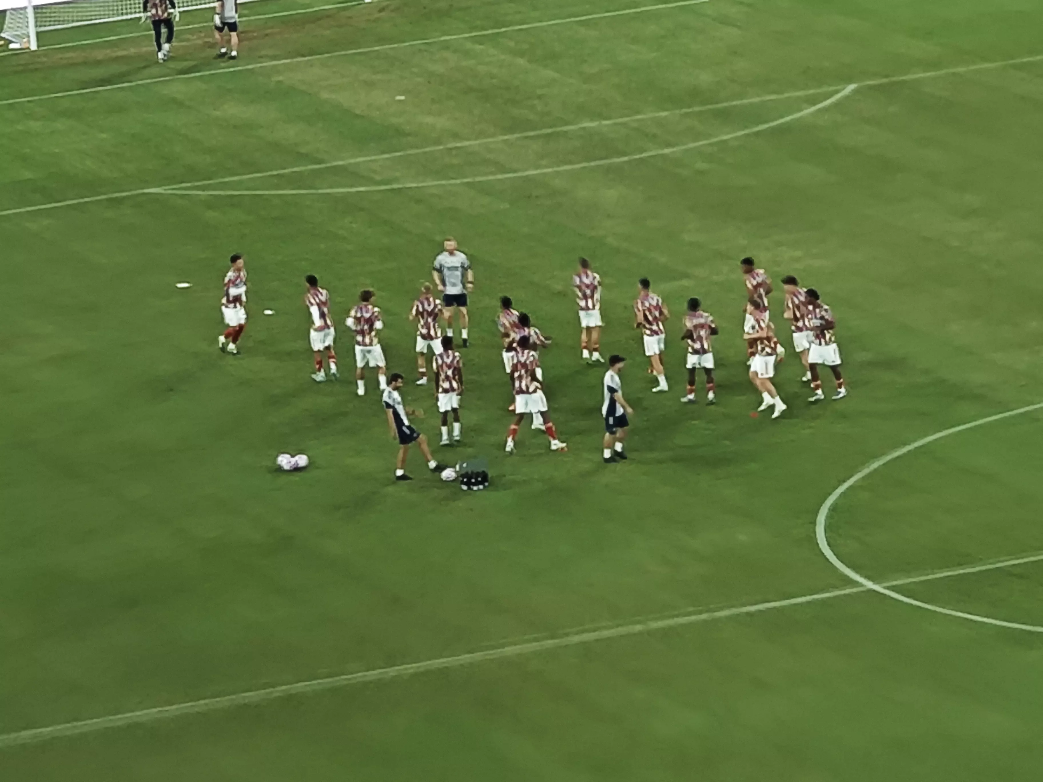 阿森纳热刺现场感觉气氛不是很热烈啊 NGA玩家社区