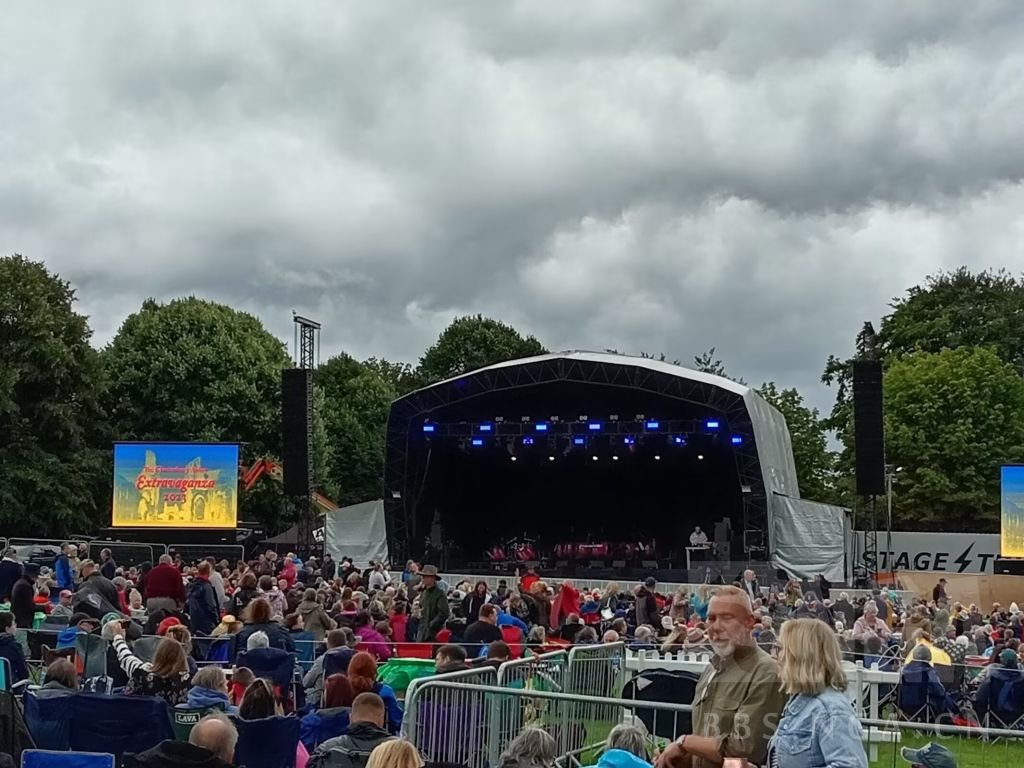 格拉斯顿伯里修道院展出saber手办 NGA玩家社区